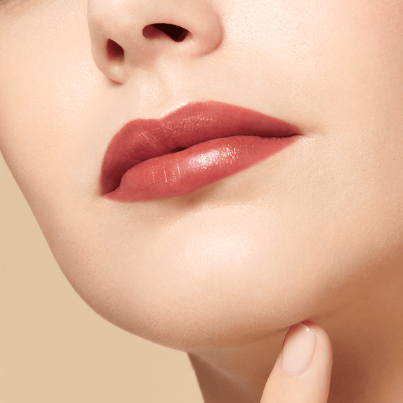 THE PRECIOUS LIPSTICK | Clé de Peau Beauté